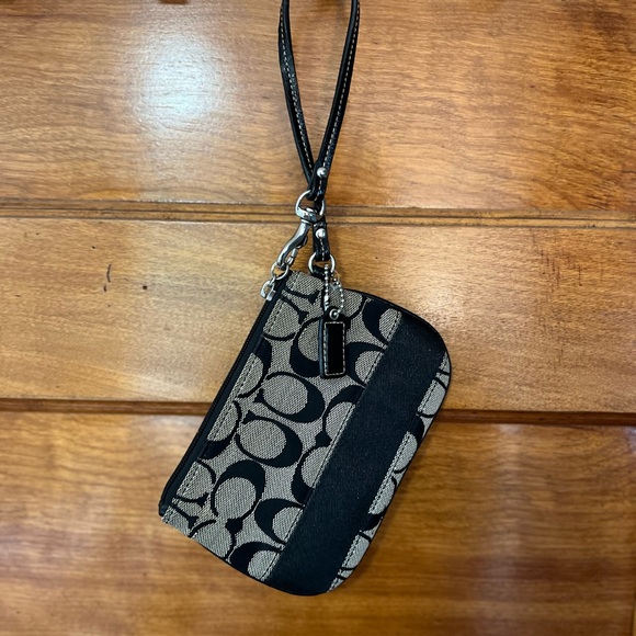 Coach | Bags | Coach Wristlet | Poshmark